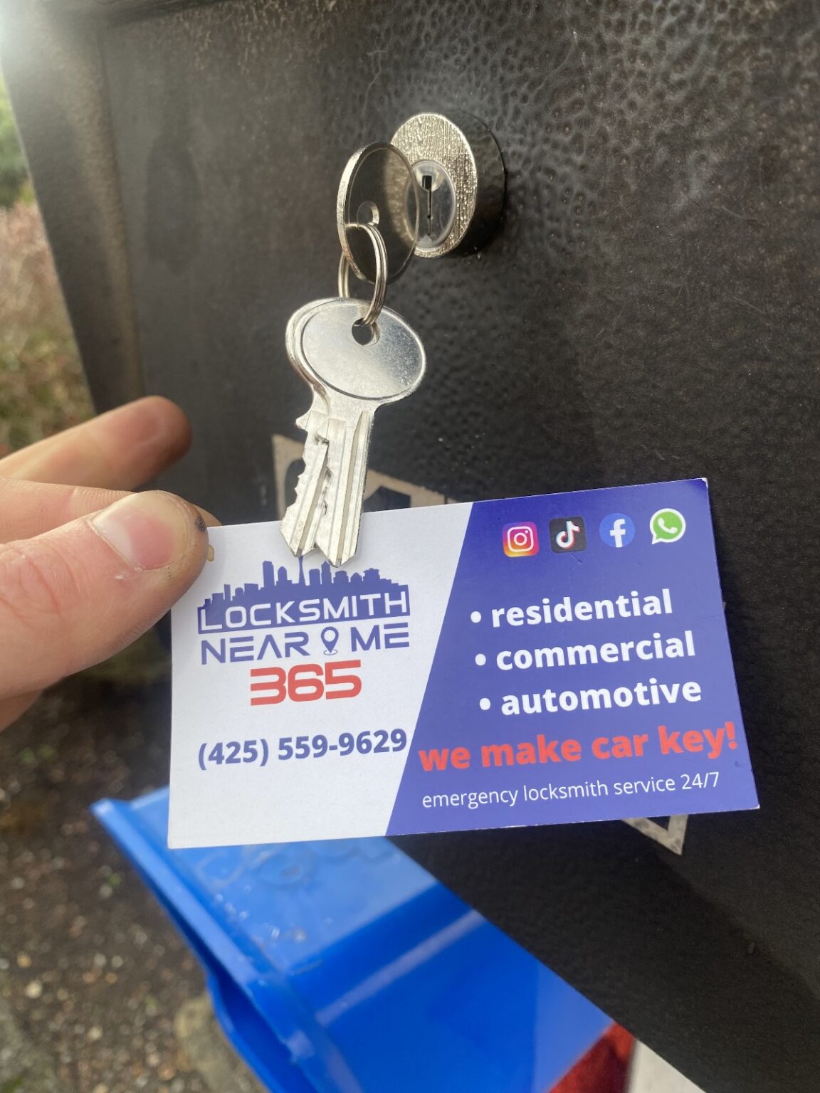 COMMERCIAL LOCKSMITHS - Locksmith Near Me 365